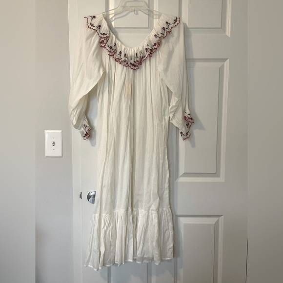 Doen | Dresses | Nwt Doen Solaris Nightgown Salt Strawberry Embroidered ...